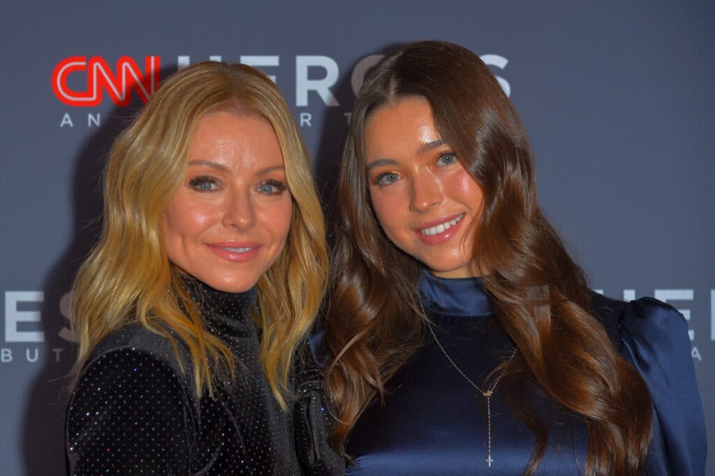 Kelly Ripa Approves As Daughter Celebrates 3-year Anniversary