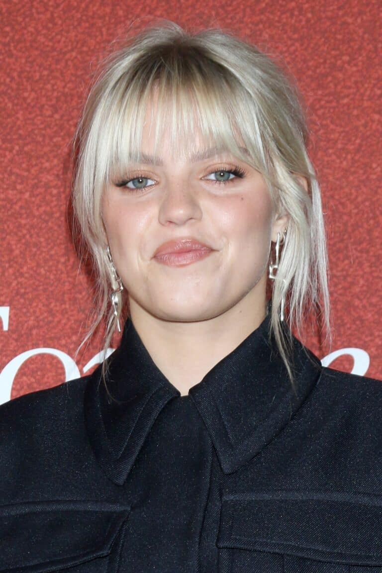 Reneé Rapp Says Her Mom Purposely Gave Her A Pop Star Name