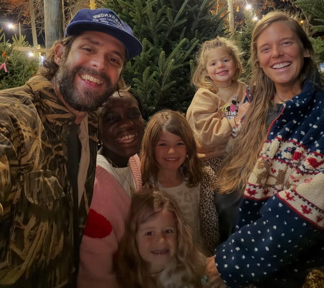 Thomas Rhett Grieves The Loss Of Beloved Pup, Kona